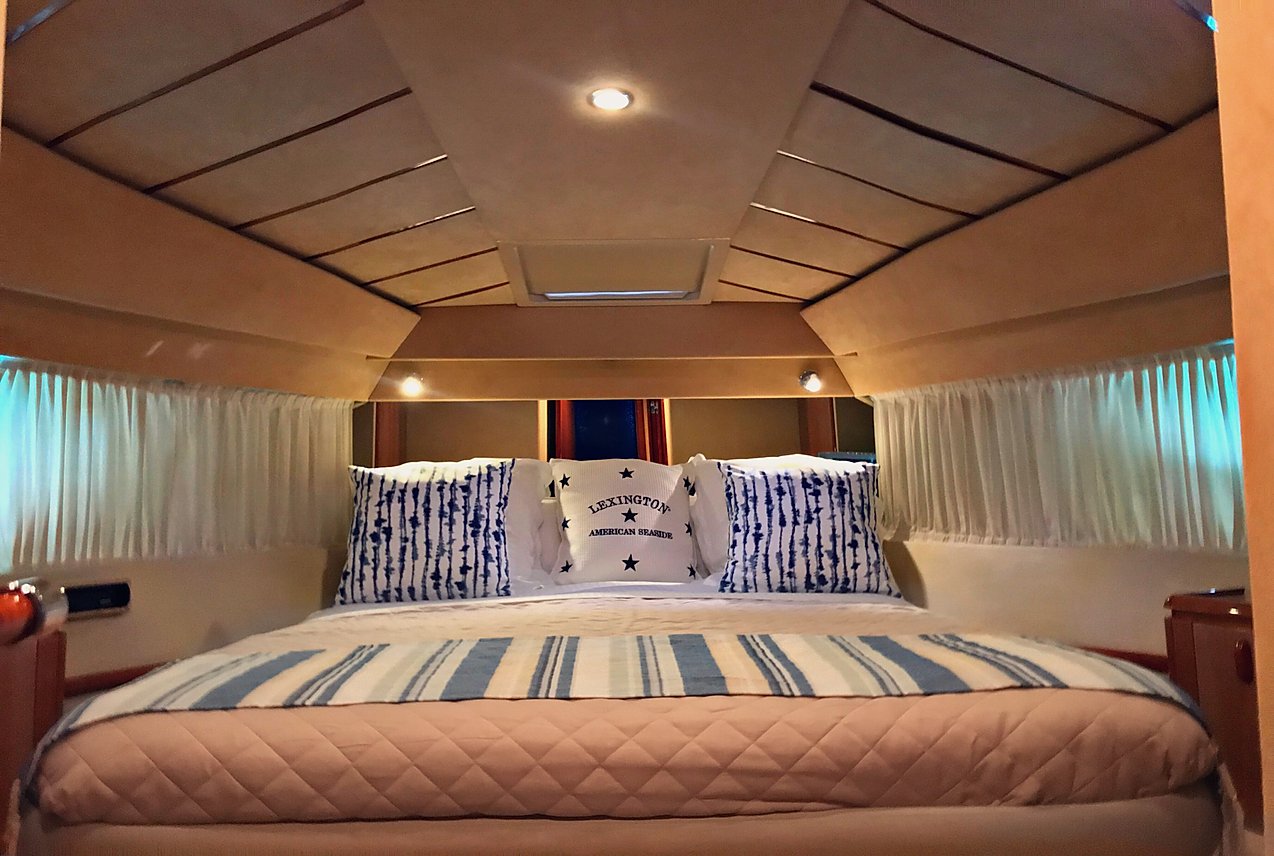 Alexandra S - Ferretti 48 Flybridge | Sailways Greece Yacht Charter